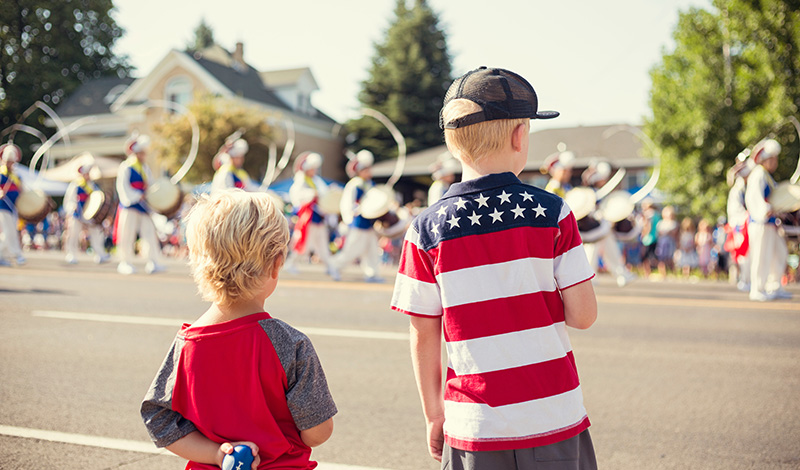 9 HOA Fourth Of July Celebration Ideas To Foster Community | HOAM
