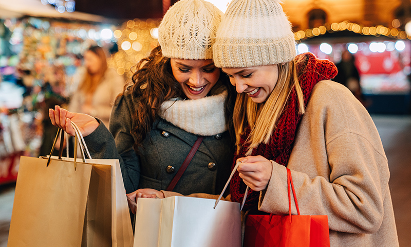How To Celebrate A Green Christmas For HOA Communities